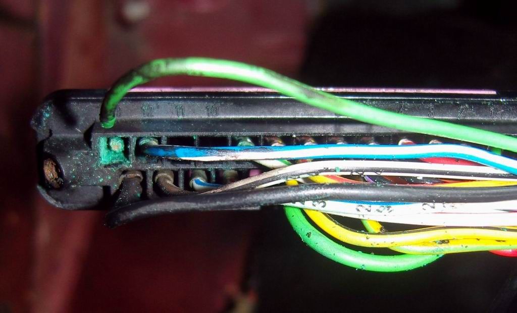 Mono-Jetronic SPI Bosch Motorsteuerung Bilder - FAQs - Fiat Uno IG